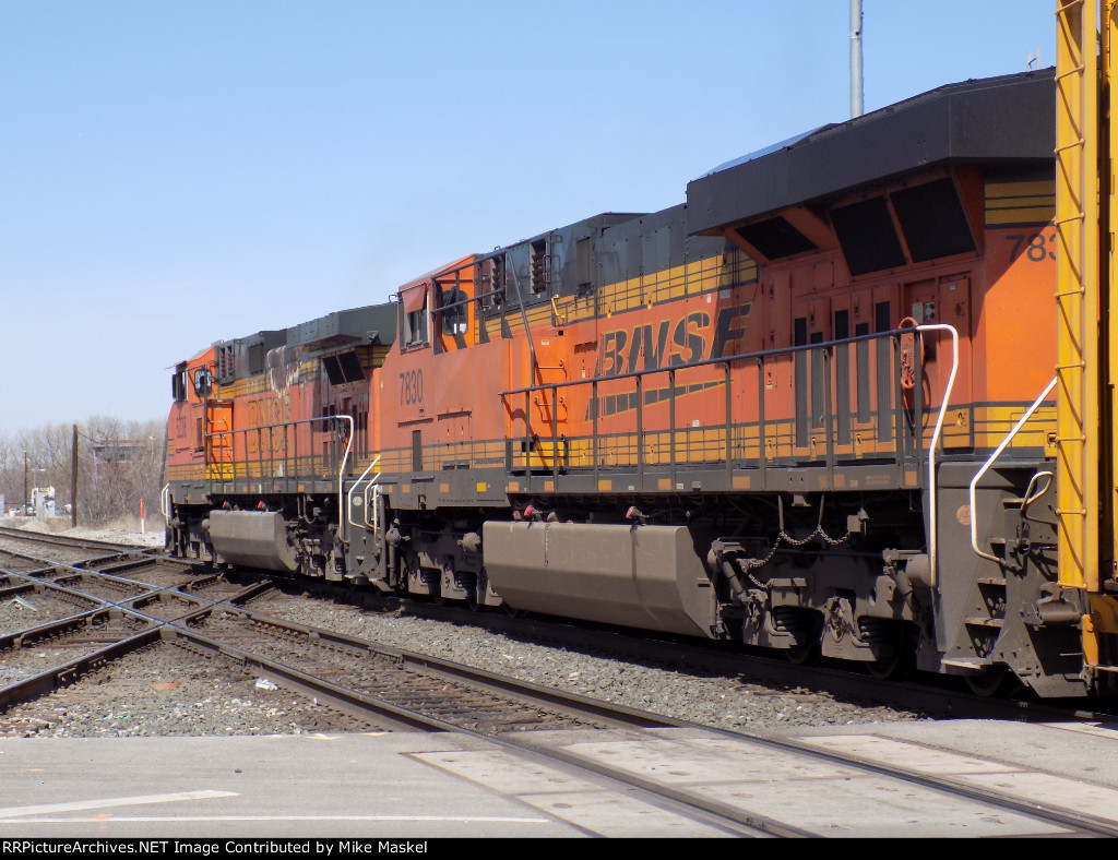 BNSF 5238